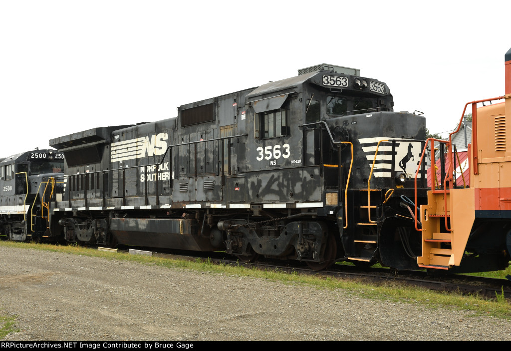 NS 3563